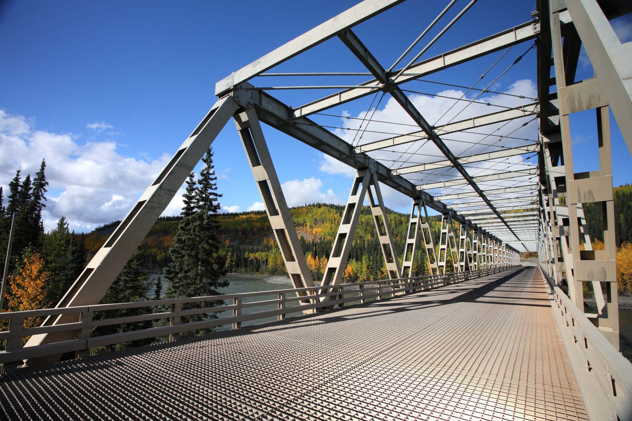 Metal Gratings Manufacturer | Borden Gratings Canada
